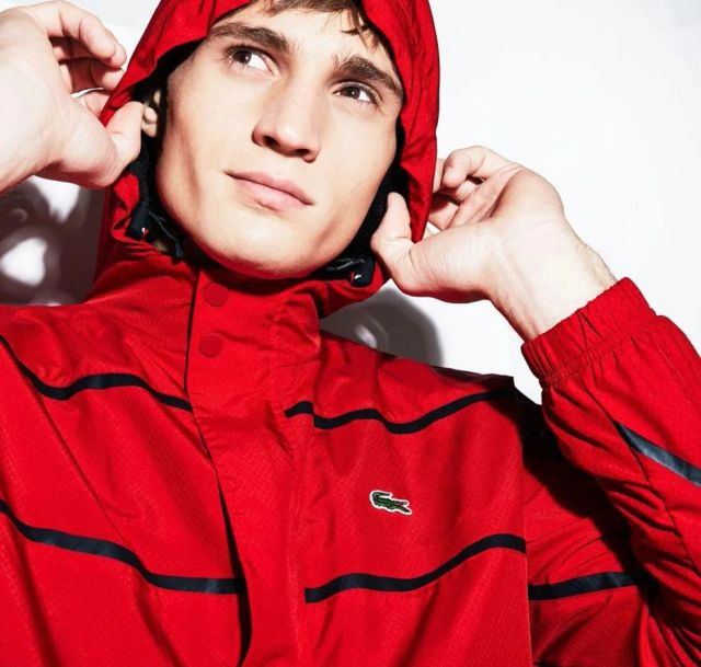 Lacoste Sport hooded overhead logo jacket in red | Lynks Shop